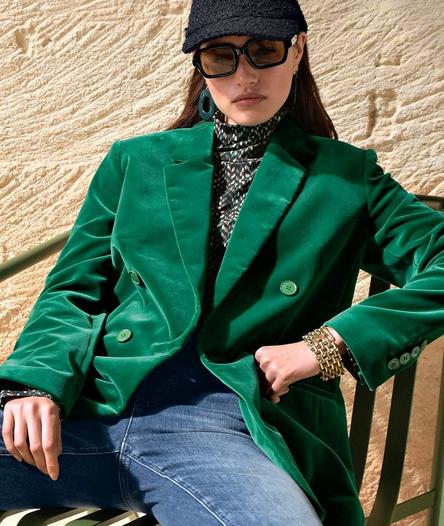 Fashion and top clothing labels - shopping in the Peter Hahn online shop