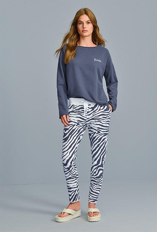 Exklusive Markenmode von Juvia finden Sie hier im PETER HAHN Online-Shop